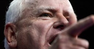 Viral Video Shows Tim Walz Falsely Claiming He Served 'in War' | Total News