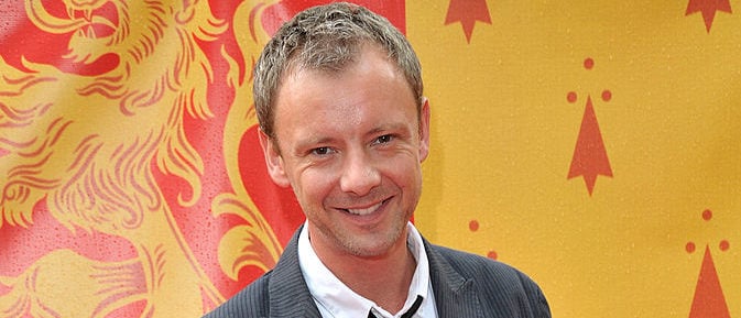 John Simm Discovers His Dad Was Not His Biological Father On ‘DNA ...