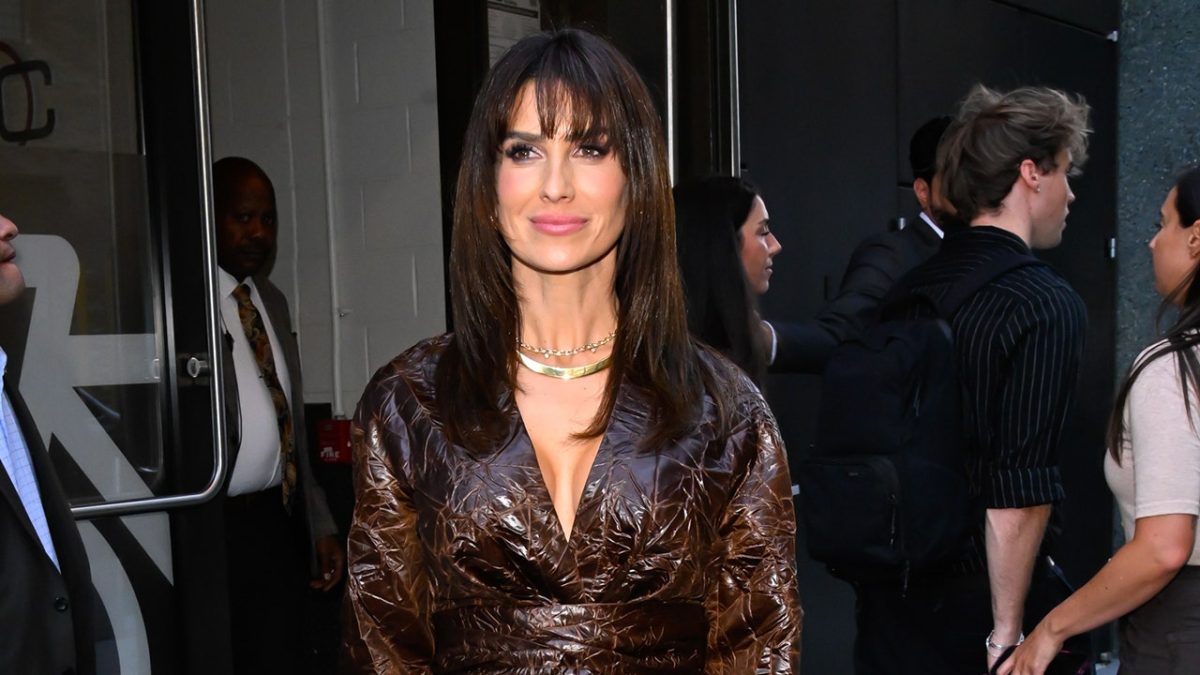 Hilaria Baldwin gets a spot on 'DWTS' for season 34 | TotalNEWS