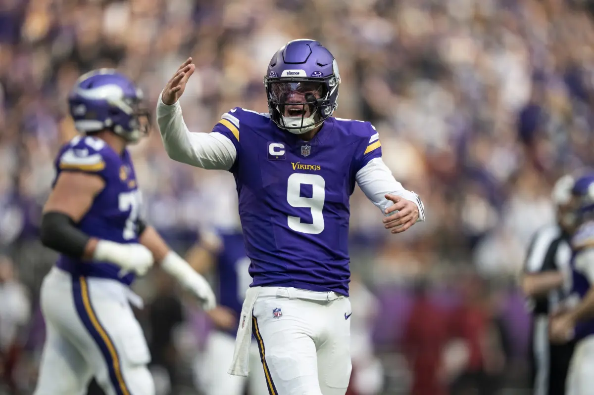 Vikings likely to bring in competition for J.J. McCarthy at quarterback ...
