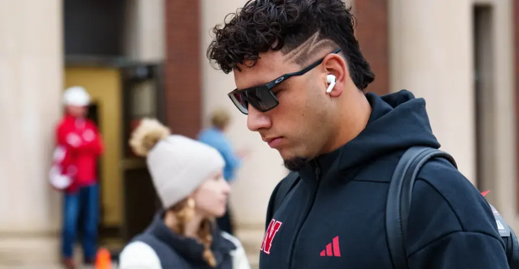 Dante Moore’s return to Oregon benefits Dylan Raiola as well – TotalNEWS