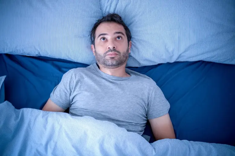 Study finds a connection between sleep timing and higher dementia risk ...