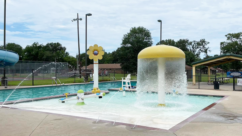 Three children injured in shooting near public pool in Stuttgart ...